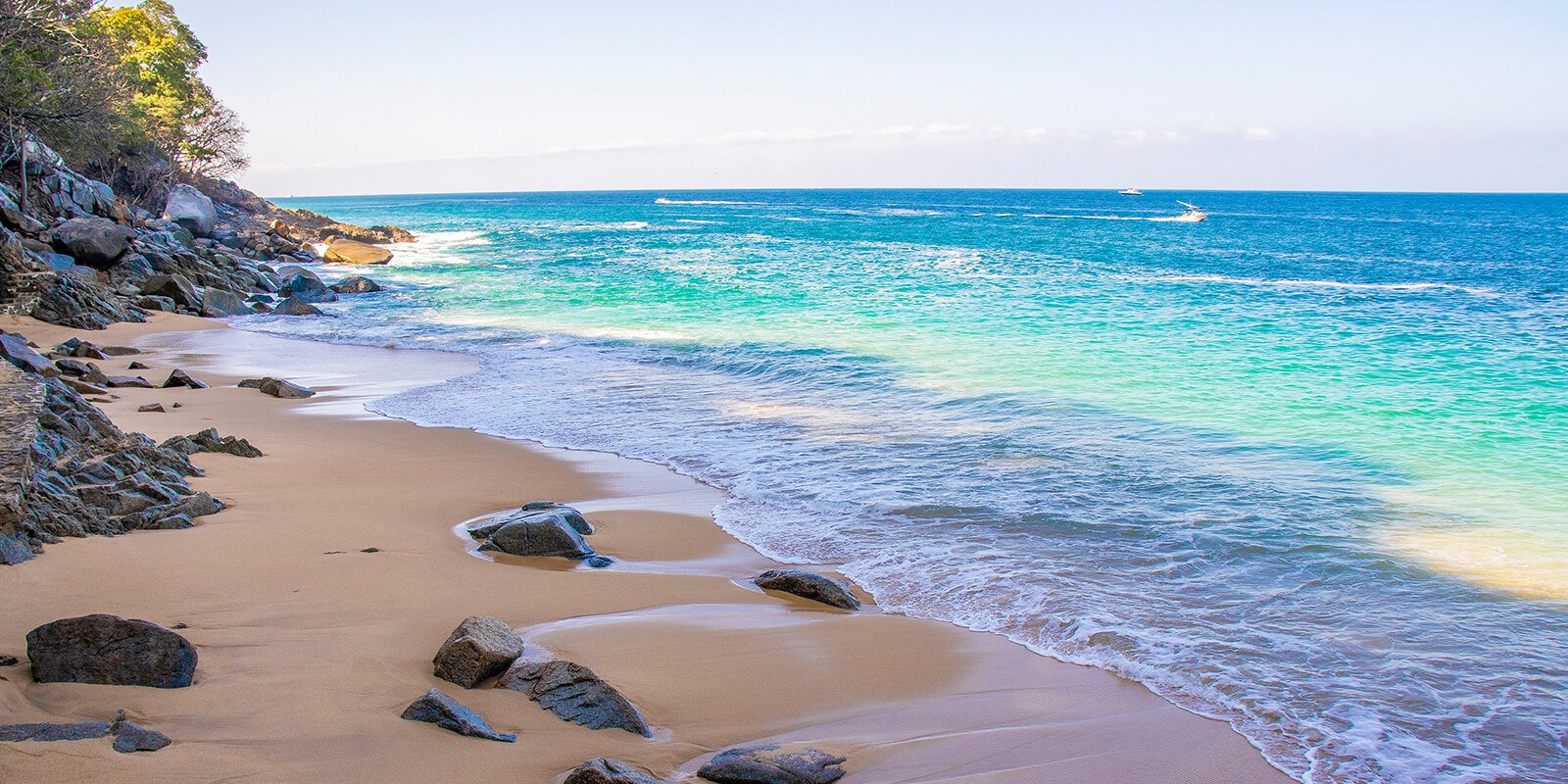Playa Madagascar en Puerto Vallarta: Naturaleza y tranquilidad